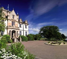 Cameron House - StyleNest