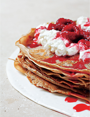 Chestnut and pan-fried raspberry crepe recipe - StyleNest