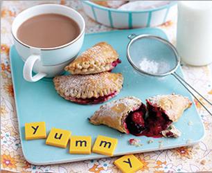 Mini Berry Pasty Recipe - StyleNest