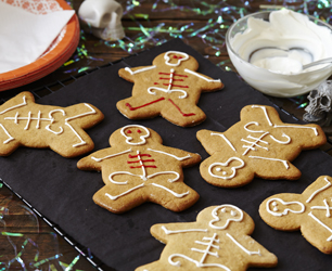 Gingerbread Skeletons - StyleNest