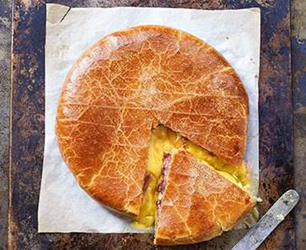 Baked Somerset Brie by Paul Hollywood - StyleNest