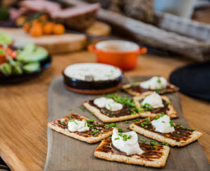 ‘Mitey’ Crackers – Jacob’s Mixed Seed/Mixed Grain Crispbreads - StyleNest