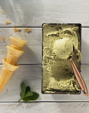 Strong Roots Avocado, Mint and Chocolate Ice-cream - StyleNest